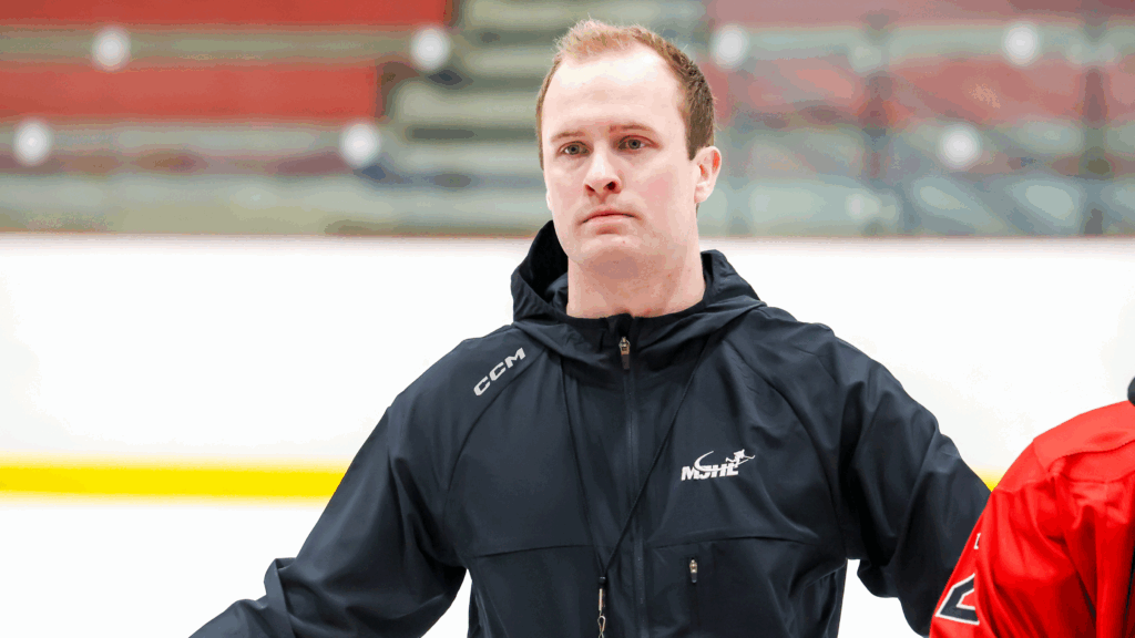 Flyers’ Bates accepts professional role in EIHL | MJHL | Official ...
